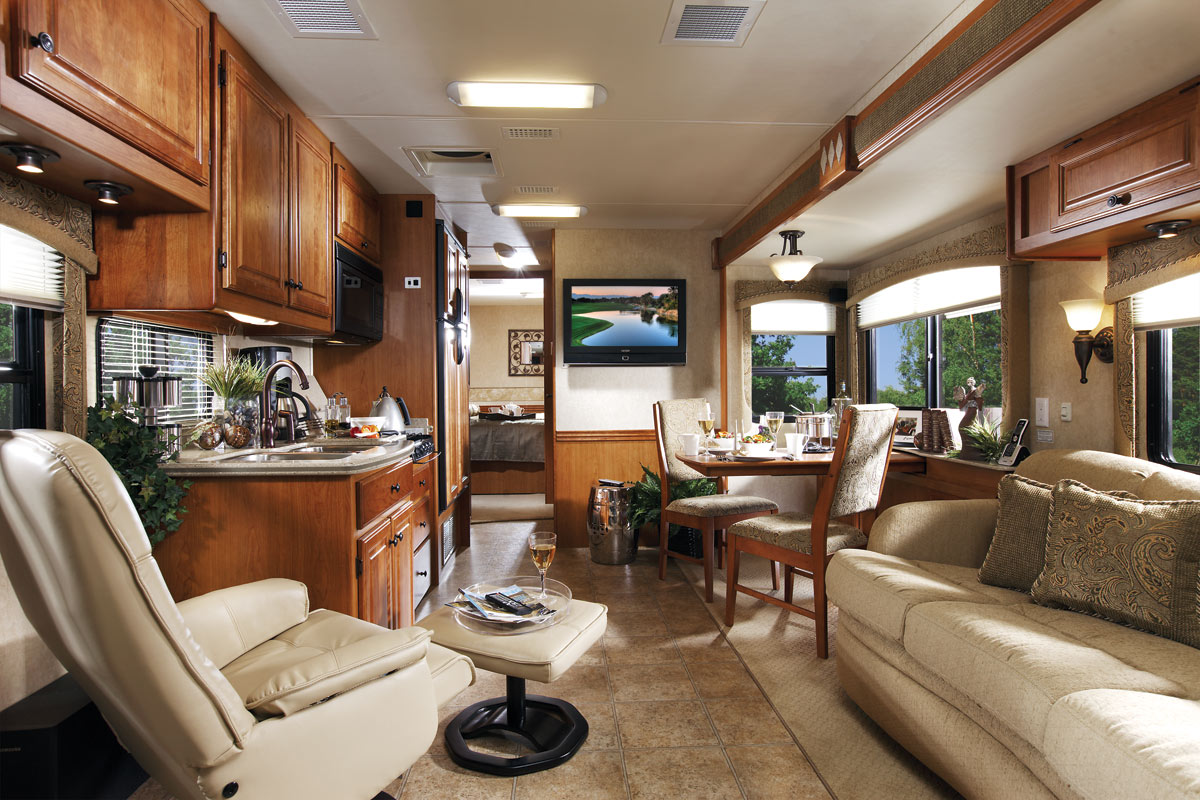 Commander – Triple E RV