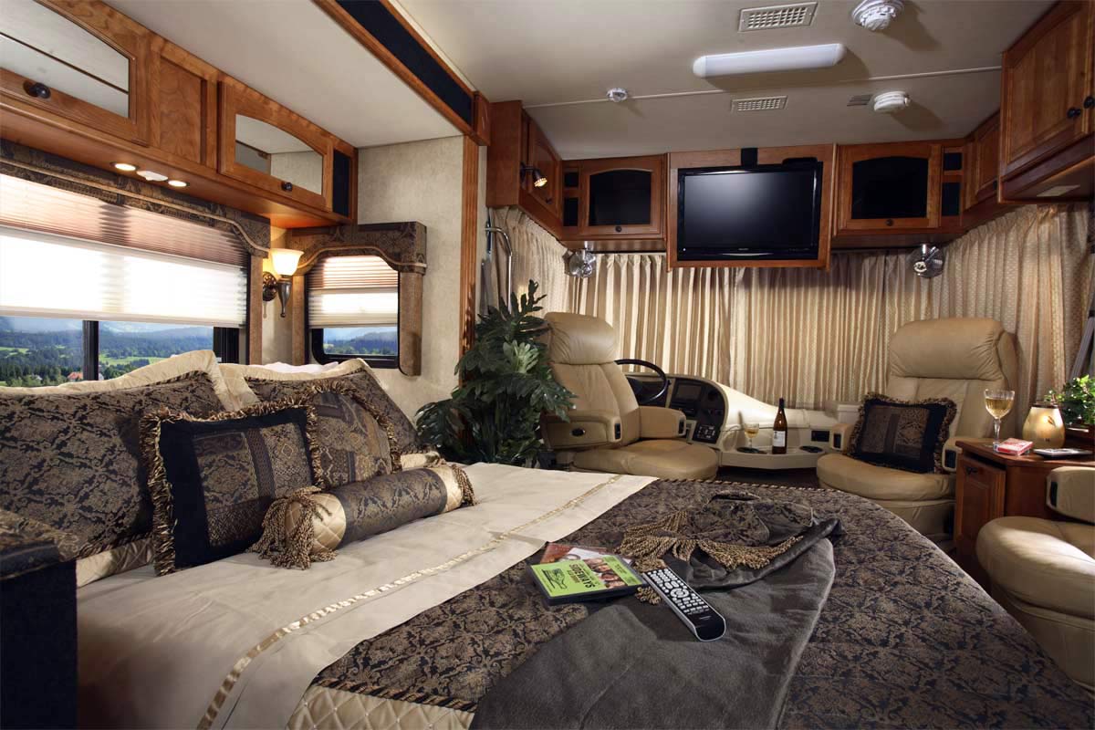 Commander – Triple E RV