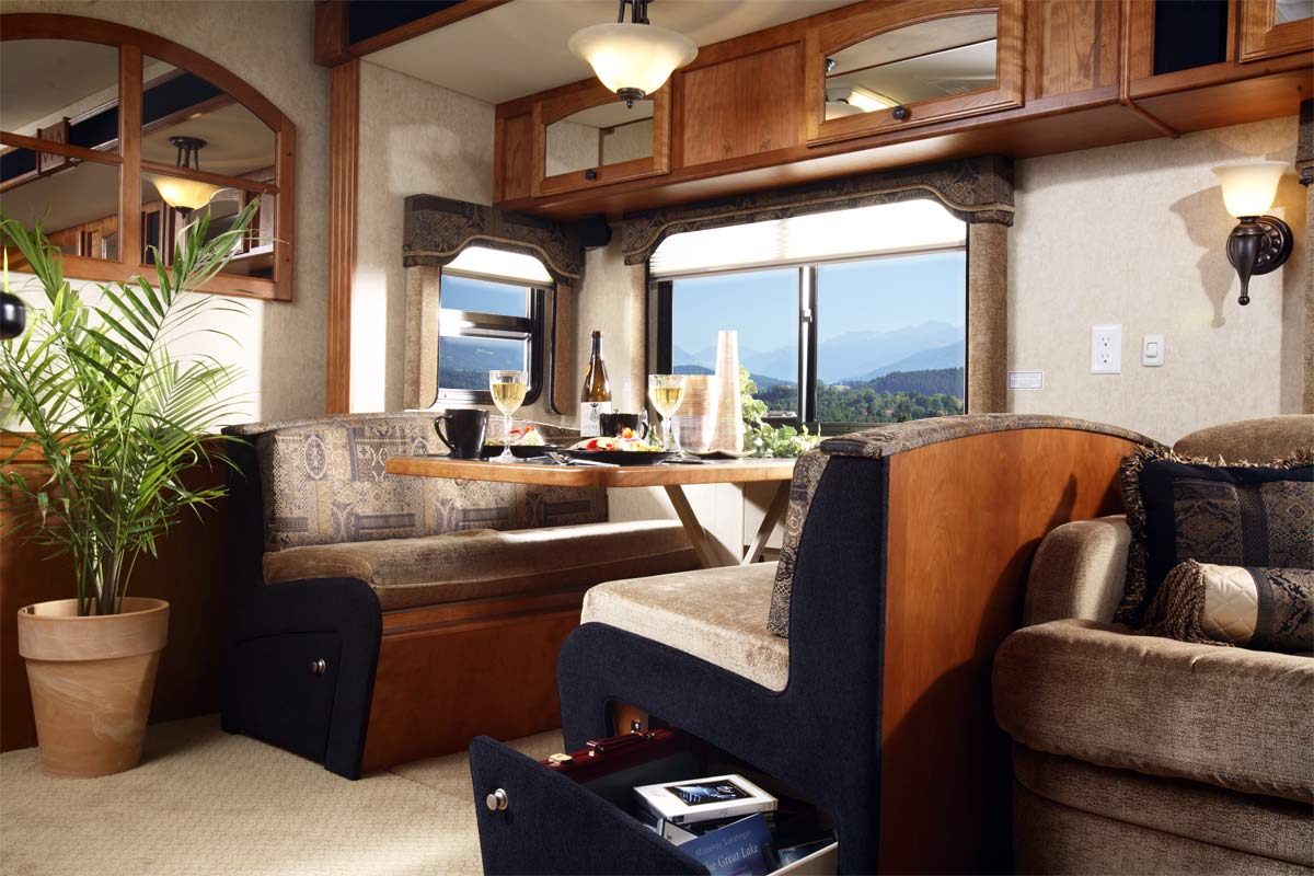 Commander – Triple E RV