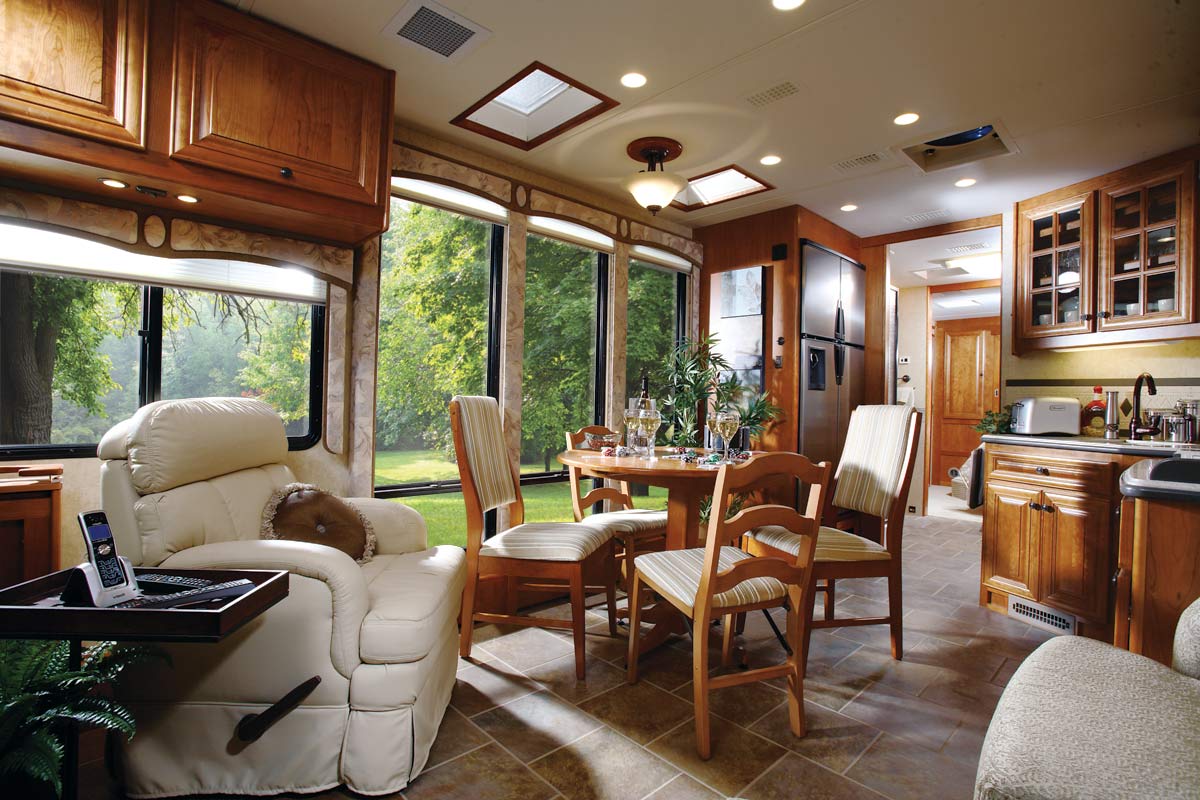 Invitation – Triple E RV