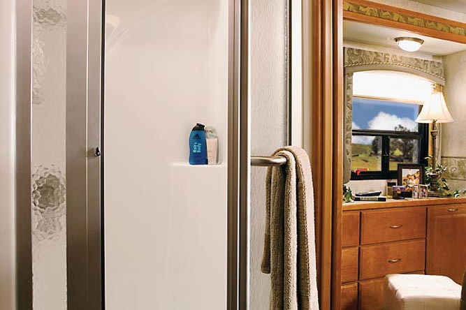 Signature – Triple E RV