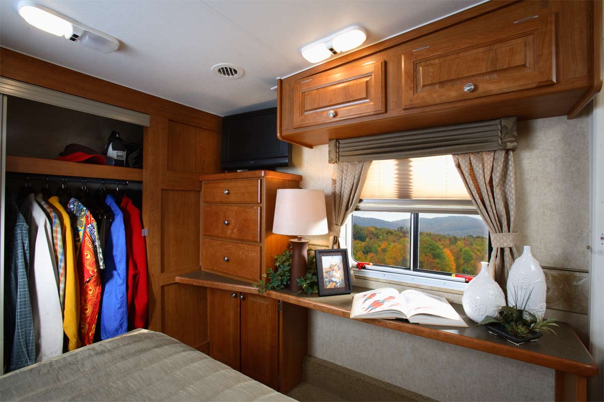 Topaz – Triple E RV